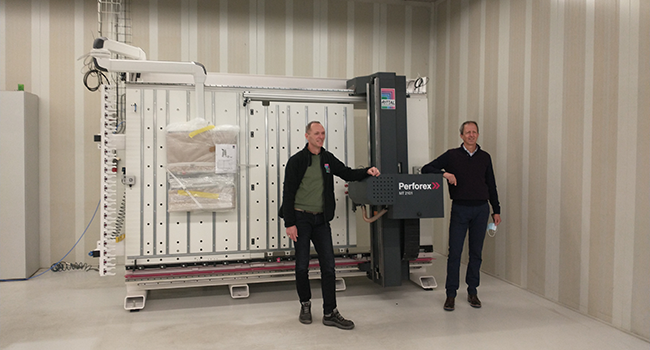 De nieuwe Perforex MT 2101 bewerkingsmachine | Rittal